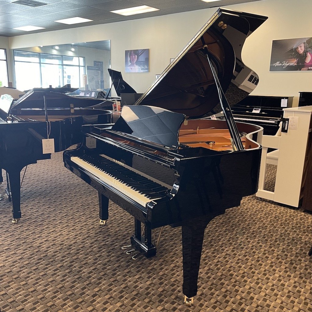Kawai Piano, Model RX-3 PE Polished Ebony, 2011 | Faust Harrison Pianos