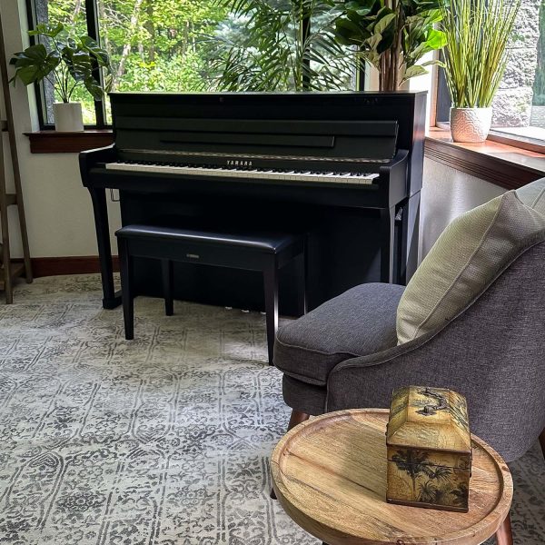 Yamaha Clavinova CLP-885 | Faust Harrison Pianos