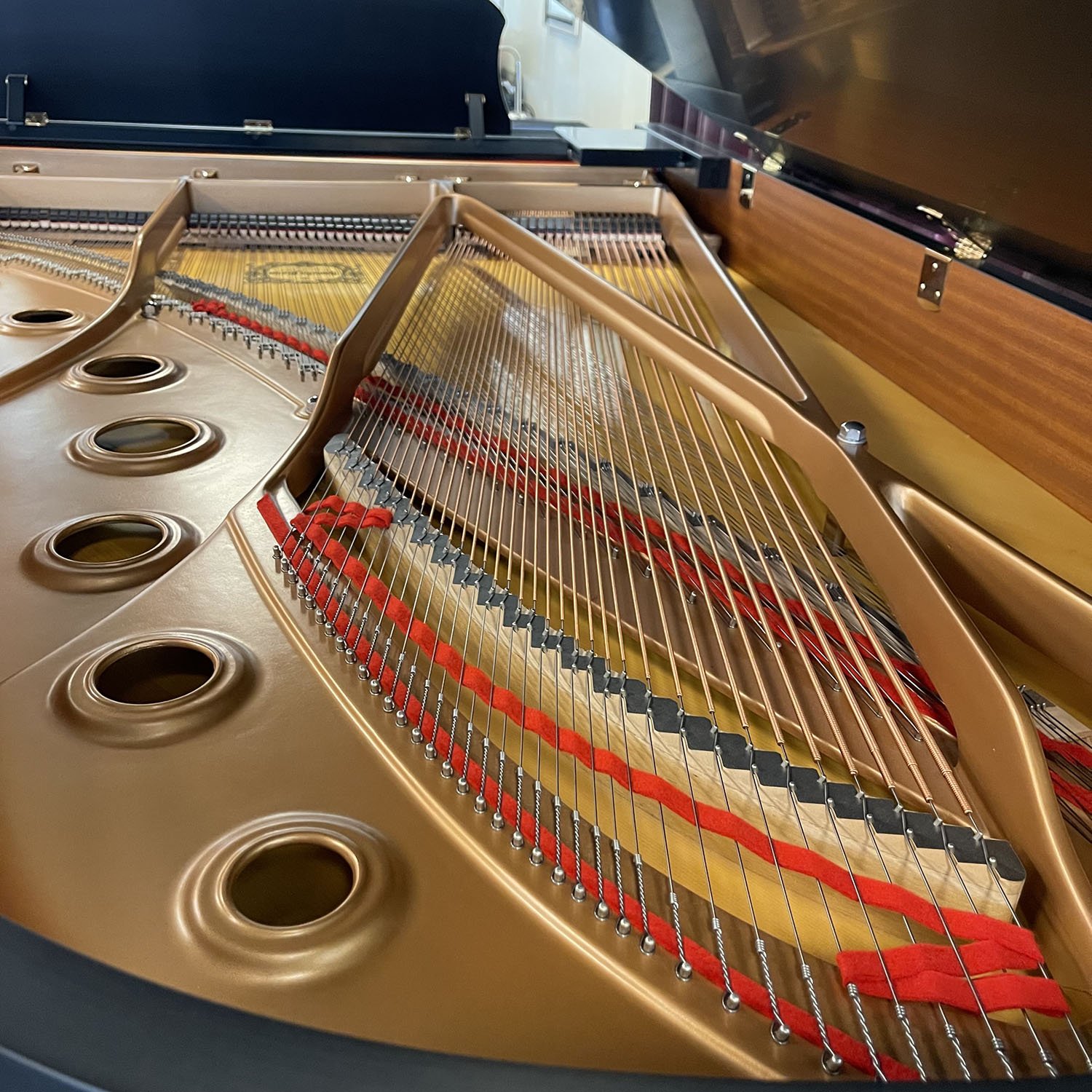Yamaha Piano, Model C7 Satin Ebony, 1995 | Faust Harrison Pianos