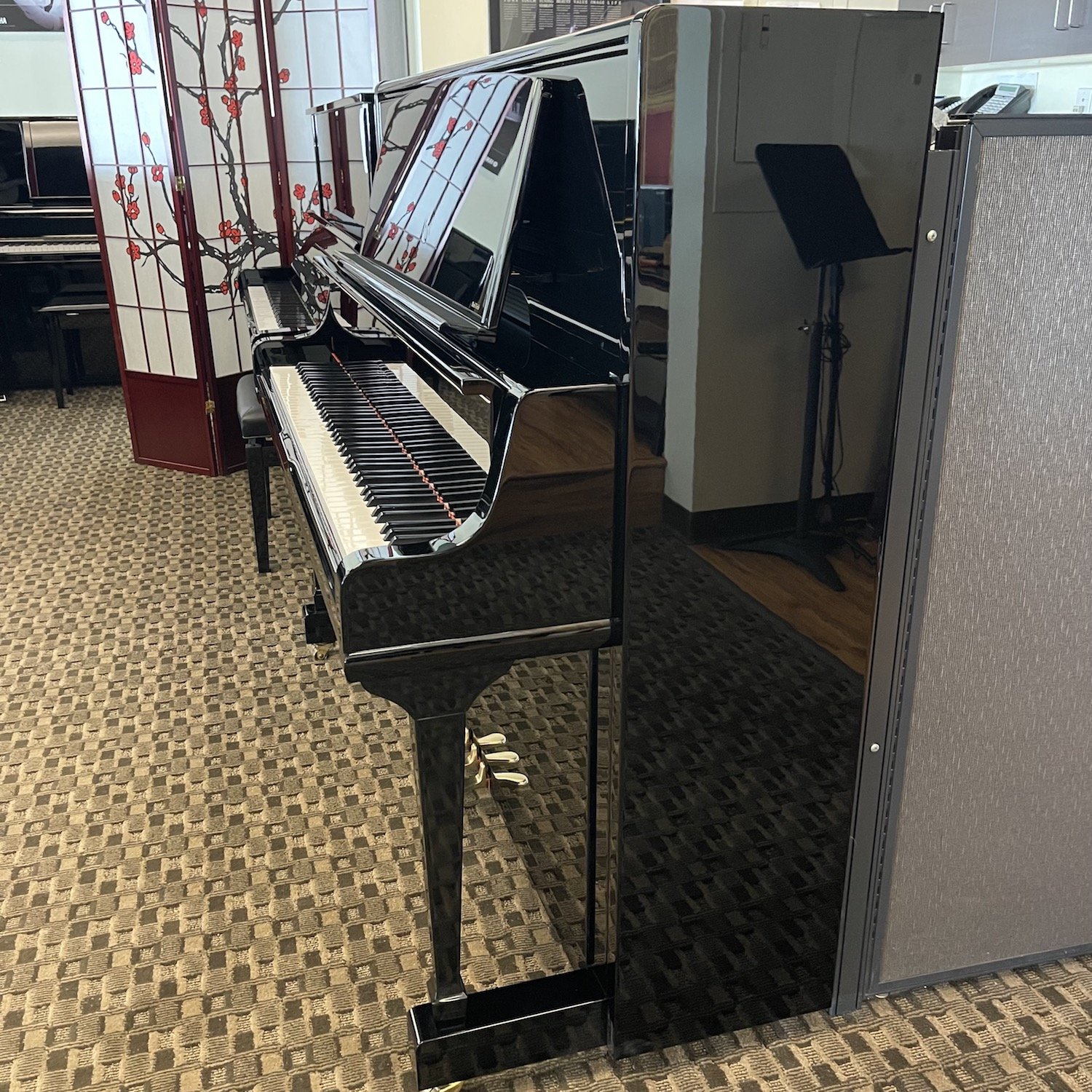 Kawai Piano, Model K8 Polished Ebony, 2006 | Faust Harrison Pianos